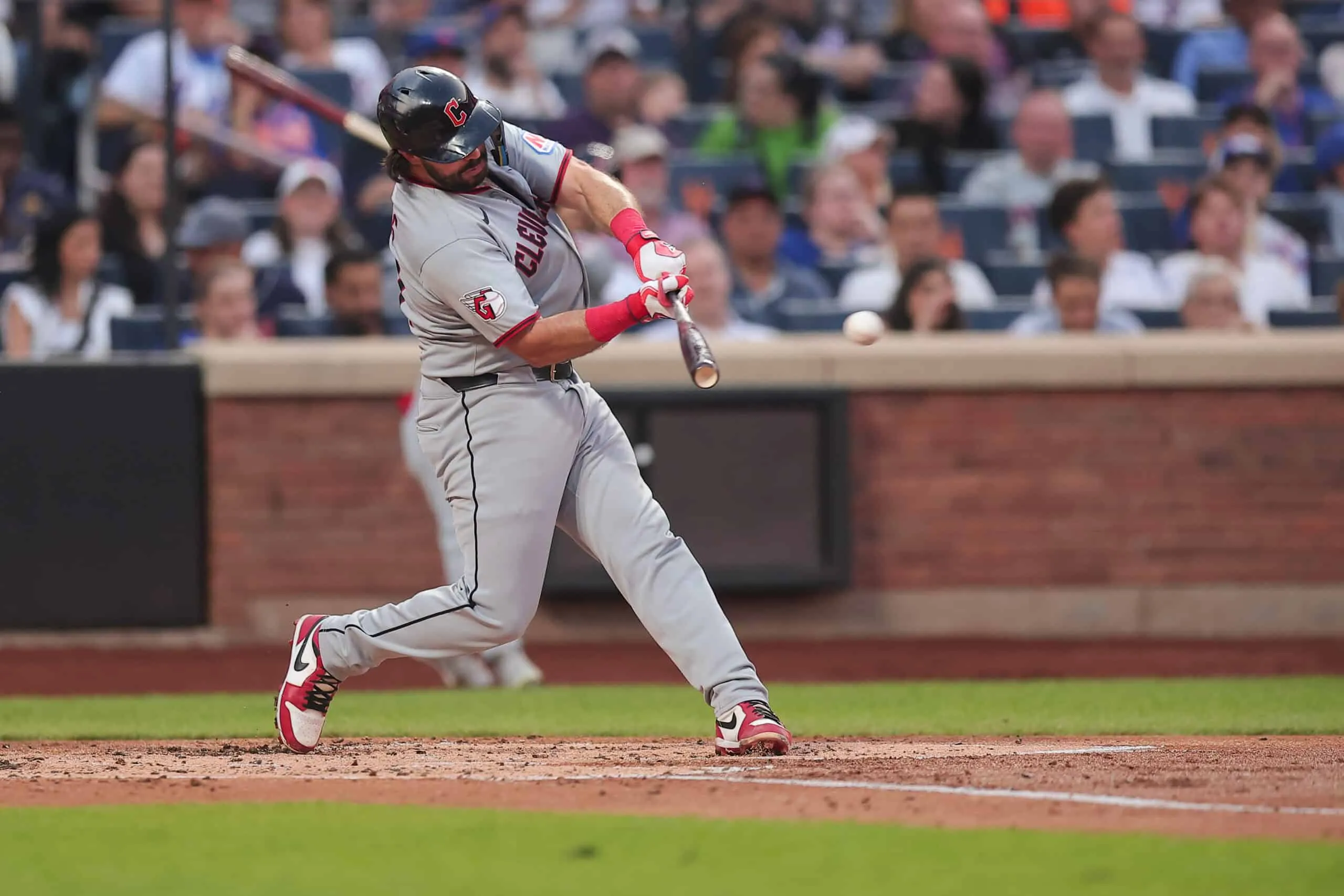 Austin Hedges Gushes About 1 Guardians Pitcher